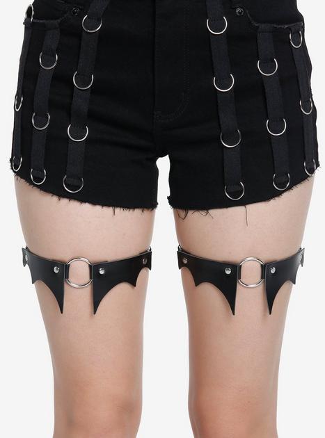Bat Wing O-Ring Garter Set | Hot Topic