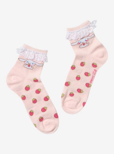 Cinnamoroll Strawberry Lace Ankle Socks | Hot Topic