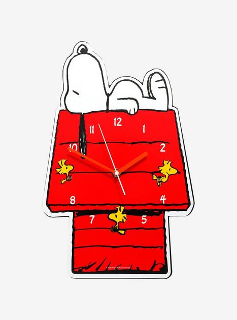 Peanuts Snoopy House Clock | BoxLunch