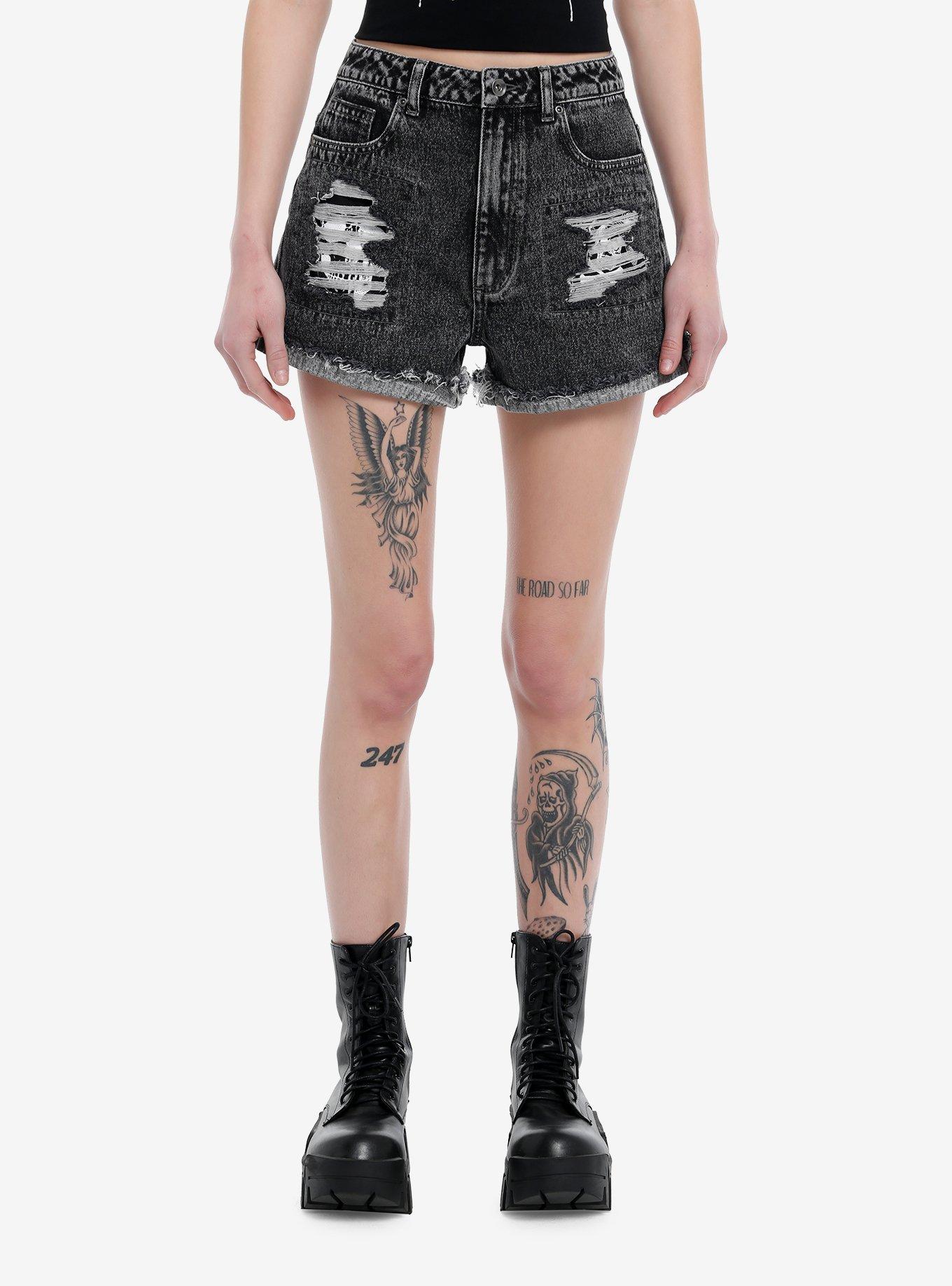 Distressed Skull Patch Dark Wash High Rise Denim Shorts | Hot Topic