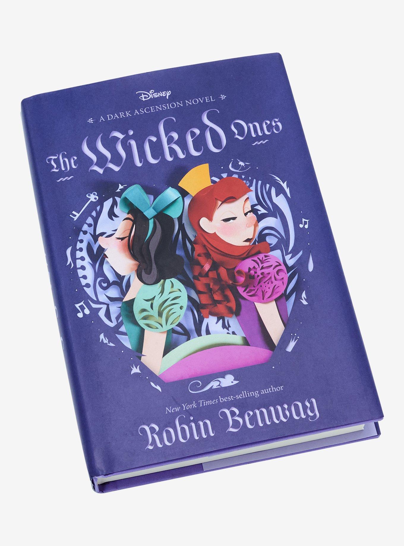 Hot Topic Disney The Dark Ascension Series: The Wicked Ones Book ...