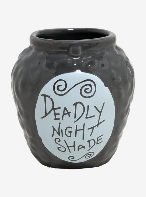 The Nightmare Before Christmas Deadly Nightshade Glow-In-The-Dark Pen ...