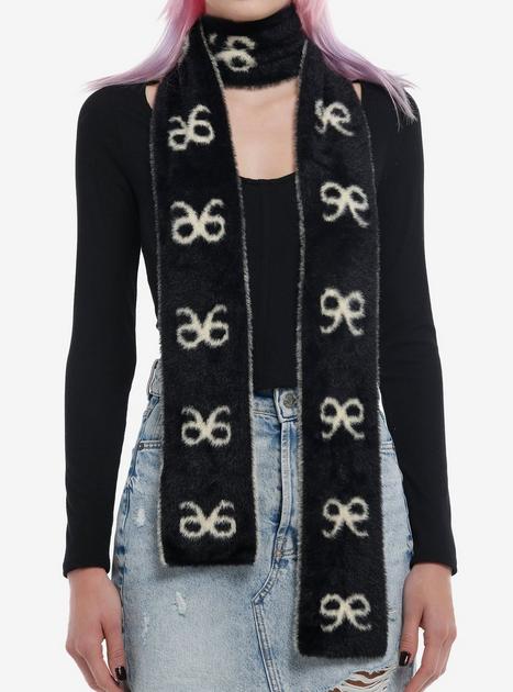Black & Cream Bows Fuzzy Reversible Scarf | Hot Topic