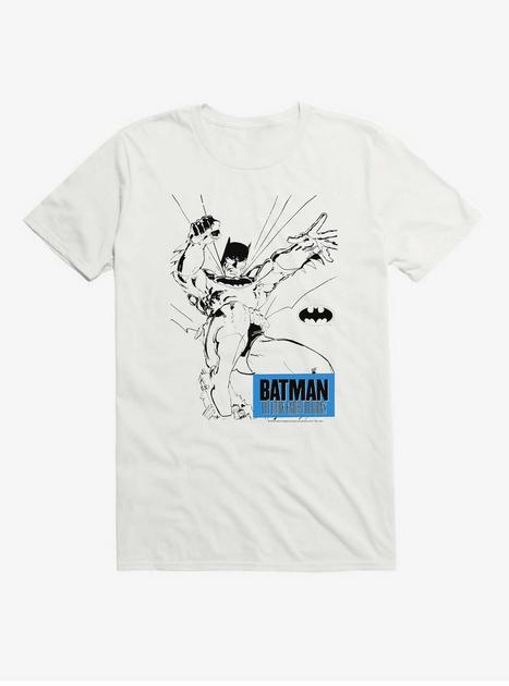 DC Batman The Dark Knight Returns T-Shirt - WHITE | BoxLunch