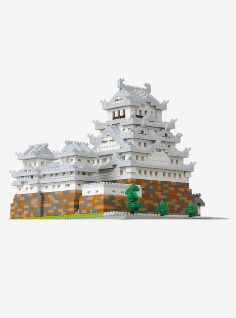 Nanoblock Himeji Castle Deluxe Edition Build Set | BoxLunch
