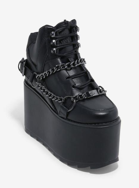 YRU Black Chain Qozmo Sneakers | Hot Topic