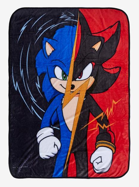 Sonic The Hedgehog 3 Sonic & Shadow Split Throw Blanket | Hot Topic