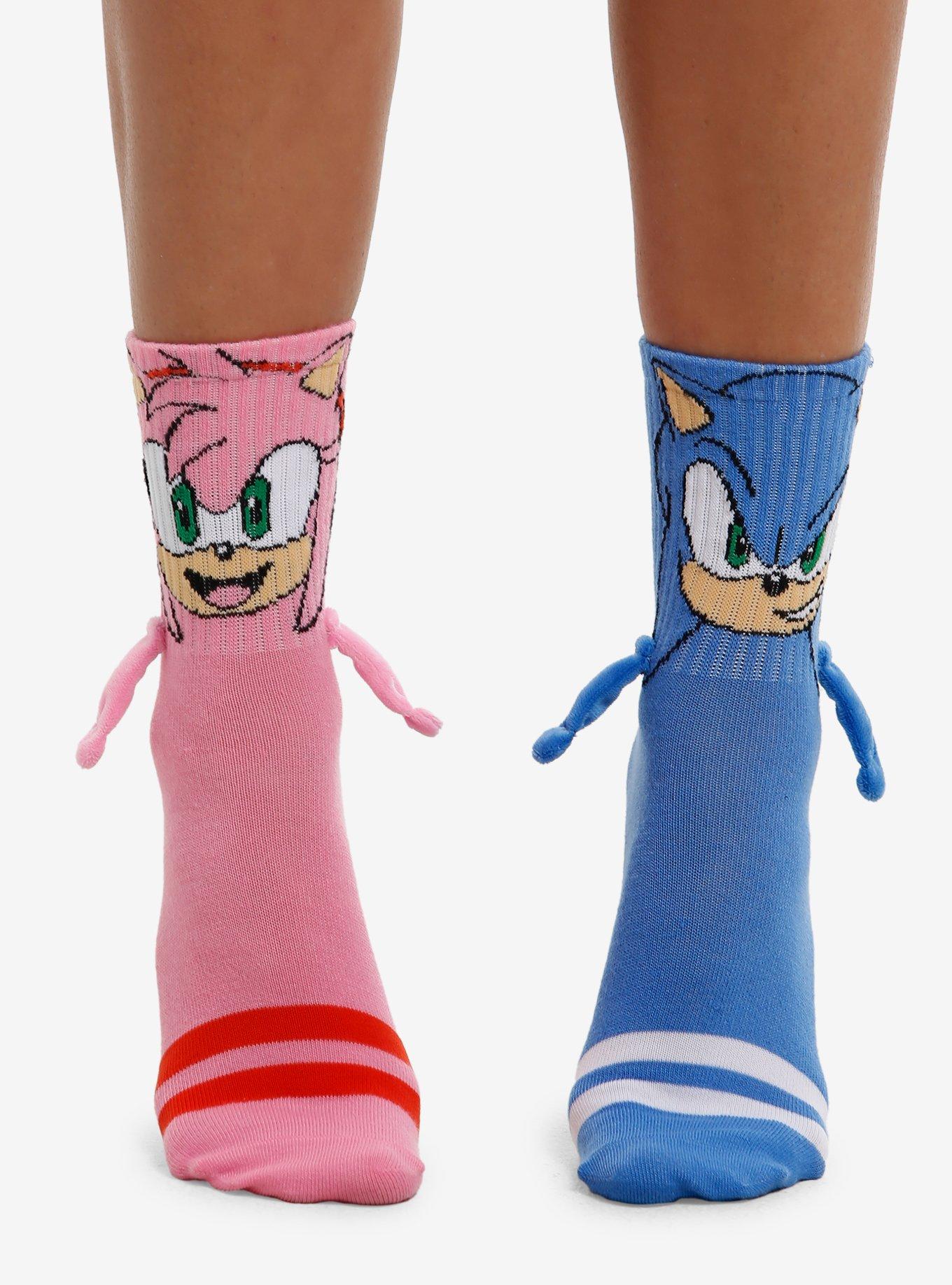 Sonic The Hedgehog Sonic & Amy Rose Magnetic Arms Mismatch Crew Socks ...
