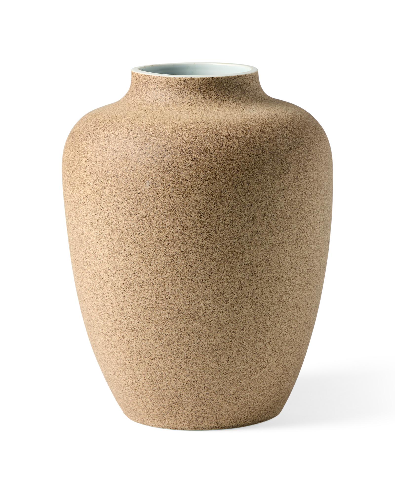 Morro Porcelain Vase in Sepia