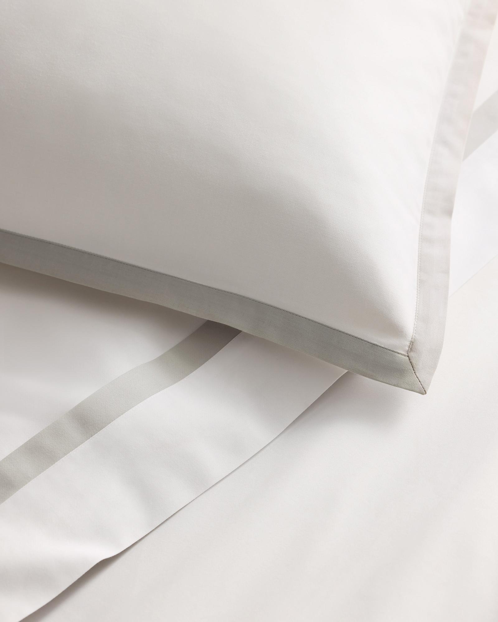 Border Frame Sateen Bedding Bundle | Serena and Lily