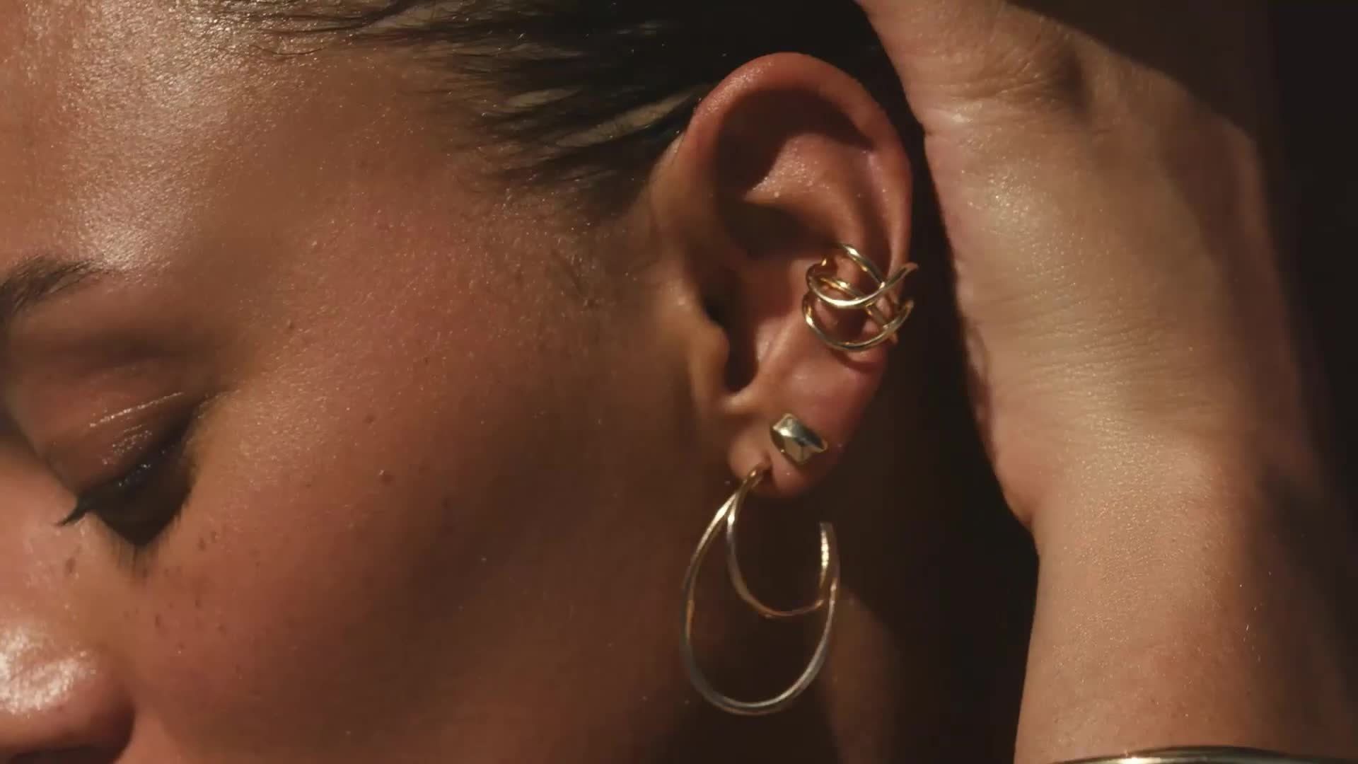 Official Pandora™ UK | Charms & Bracelets | Women's Jewellery