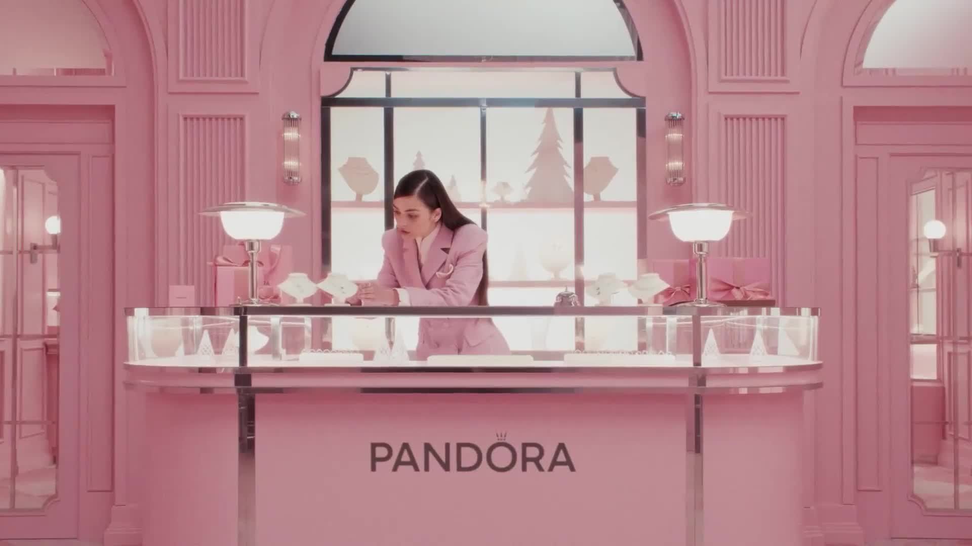 Official Pandora™ IE | Charms & Bracelets | Women's Jewellery