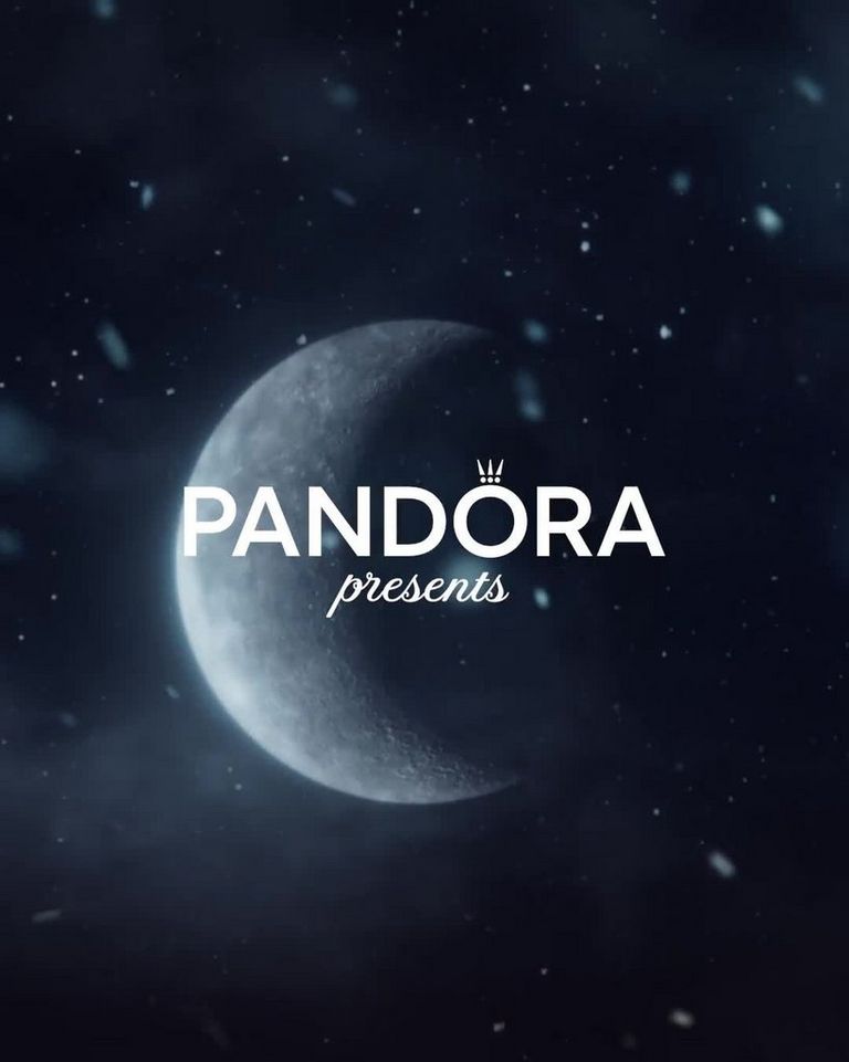 Official Pandora™ UK | Charms & Bracelets | Women's Jewellery