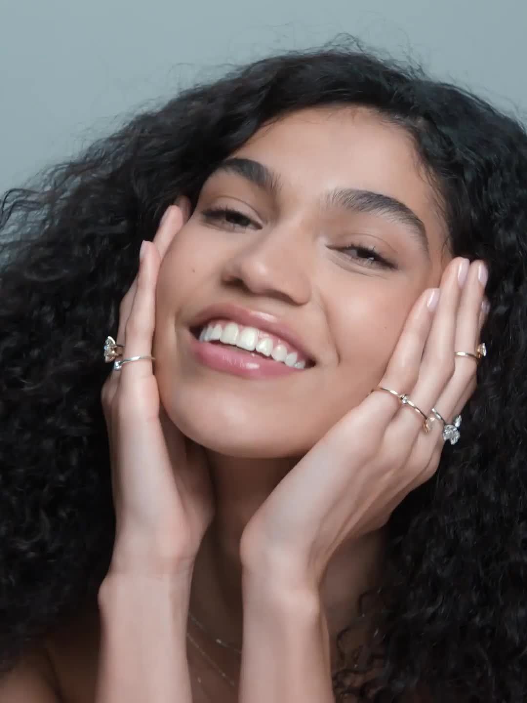 Official Pandora™ Canada | Handcrafted Jewellery - Be Love