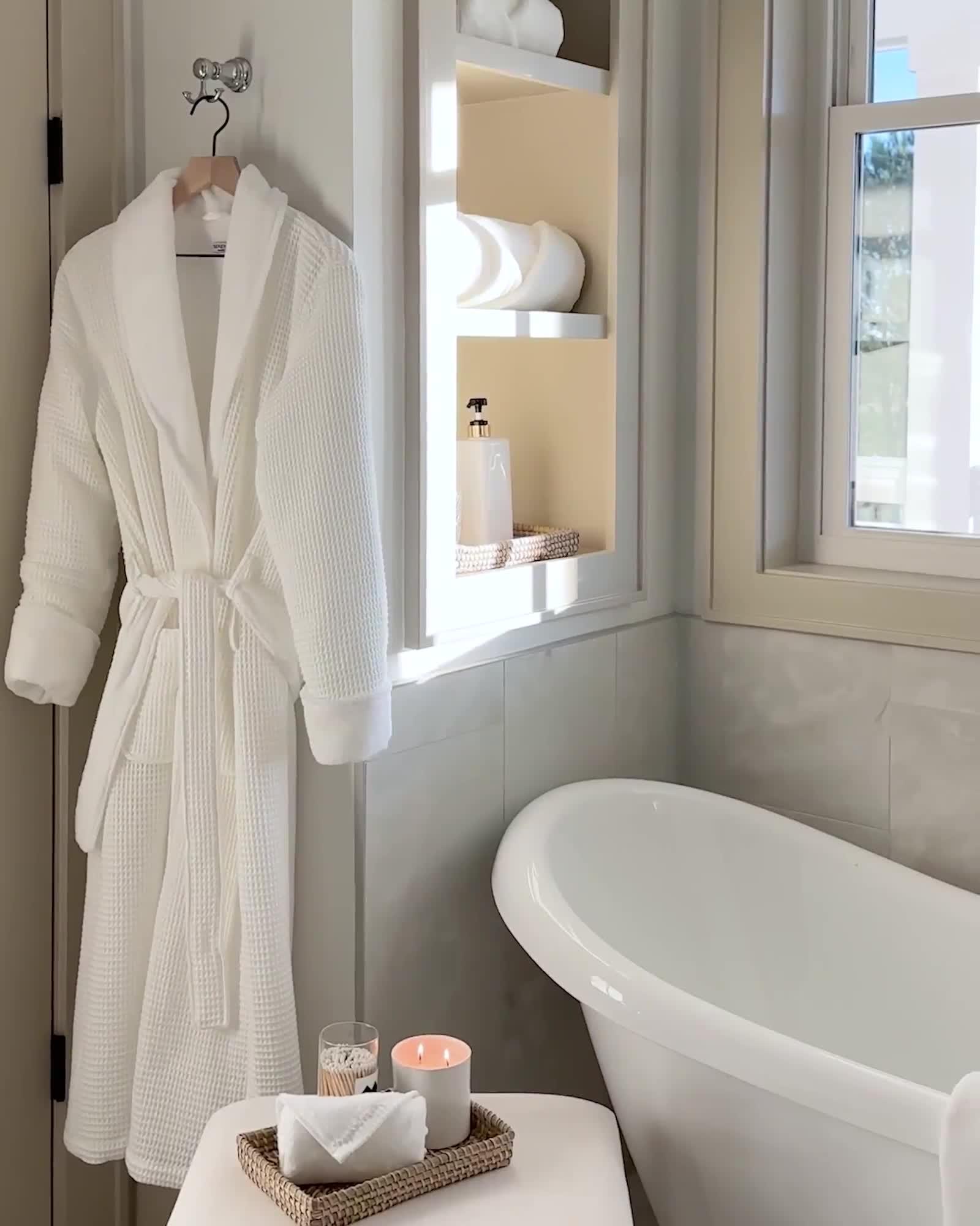 Sonoma bath collection up close